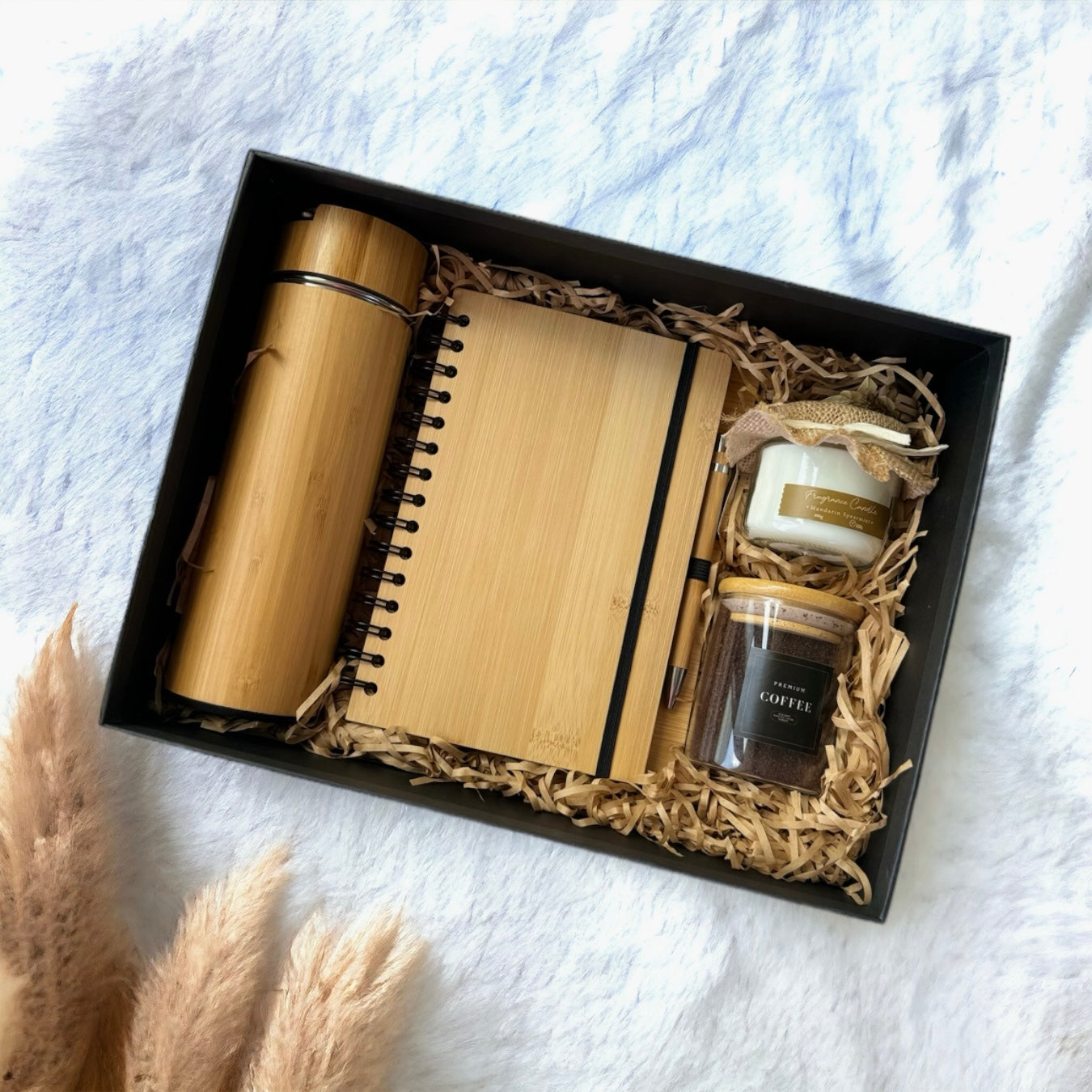 Real Estate Gifts | Customized Gift Box Dubai – FOREVER FINDS